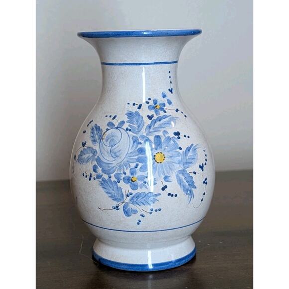 Deruta | Accents | Vintage Deruta Italian Hand Painted Vase Blue Floral ...